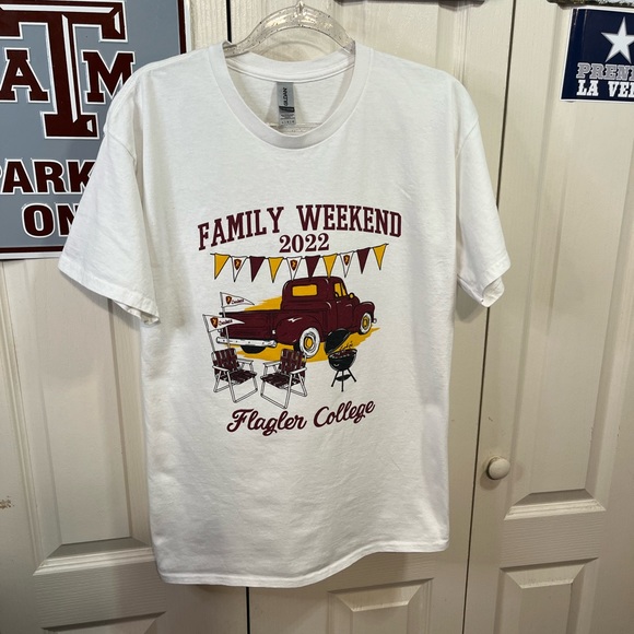 Gildan | Shirts | Flagler College 222 Family Weekend Tshirt | Poshmark